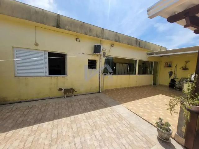 Casa / Sobrado para Venda em Itanhaém/SP Jardim Grandesp 3 Quartos