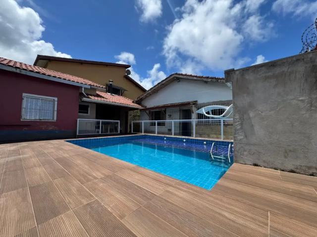 Casa / Sobrado para Venda em Itanhaém/SP Jardim Grandesp 3 Quartos