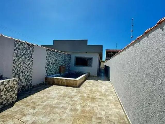Casa / Sobrado para Venda em Itanhaém/SP Jardim Grandesp 3 Quartos