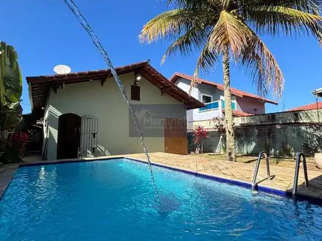 Casa / Sobrado para Venda em Itanhaém/SP Jardim Grandesp 3 Quartos