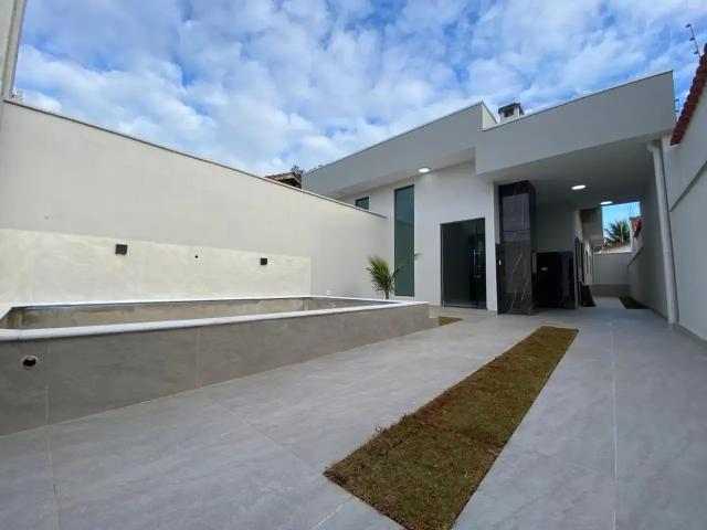 Casa / Sobrado para Venda em Itanhaém/SP Jardim Jamaica 2 Quartos