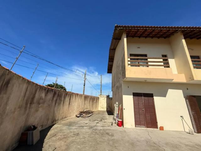 Casa / Sobrado para Venda em Itanhaém/SP Jardim Jamaica 2 Quartos