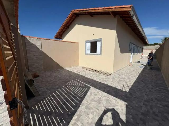 Casa / Sobrado para Venda em Itanhaém/SP Jardim Jamaica 2 Quartos