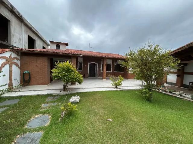 Casa / Sobrado para Venda em Itanhaém/SP Jardim Lindomar 2 Quartos