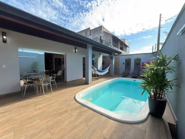 Casa / Sobrado para Venda em Itanhaém/SP Jardim Regina 4 Quartos