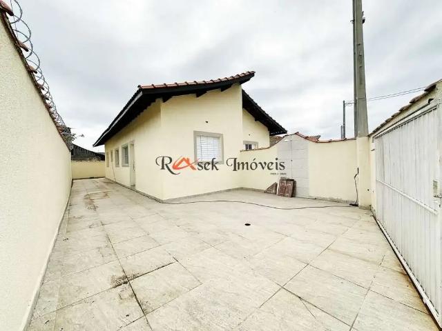 Casa / Sobrado para Venda em Itanhaém/SP Jardim São João 2 Quartos