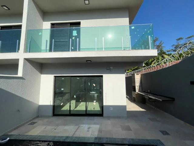Casa / Sobrado para Venda em Itanhaém/SP Jardim São João 2 Quartos