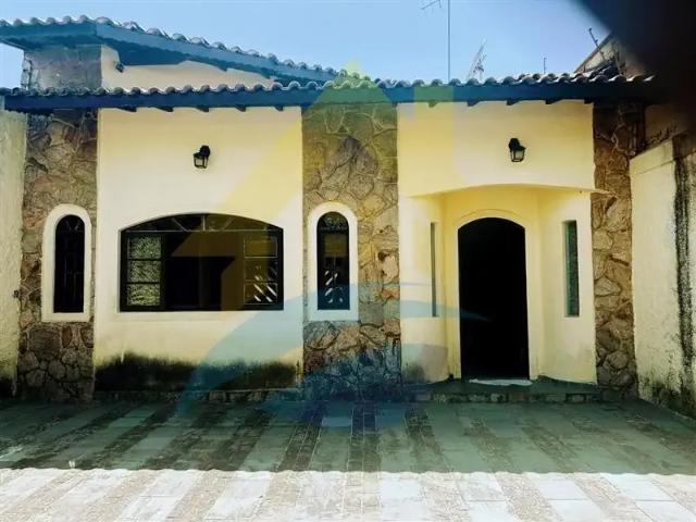 Casa / Sobrado para Venda em Itanhaém/SP Jardim Suarão 3 Quartos