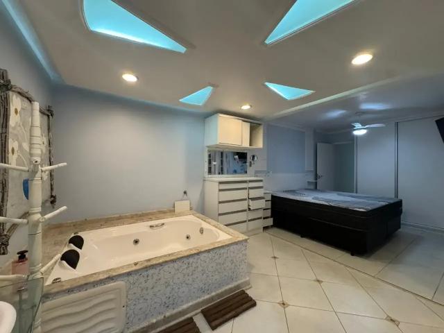 Casa / Sobrado para Venda em Itanhaém/SP Jardim Suarão 3 Quartos