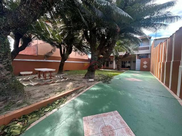 Casa / Sobrado para Venda em Itanhaém/SP Jardim Suarão 4 Quartos