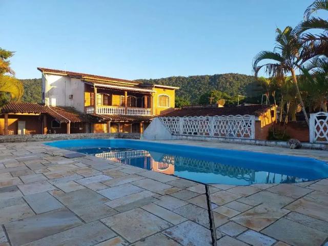 Casa / Sobrado para Venda em Itanhaém/SP Jequitibá 3 Quartos