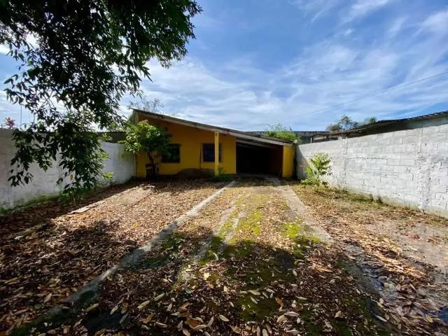 Casa / Sobrado para Venda em Itanhaém/SP Luíza Mar Mirim 2 Quartos