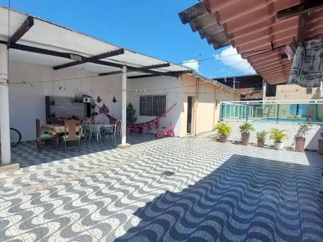 Casa / Sobrado para Venda em Itanhaém/SP Laranjeiras 2 Quartos