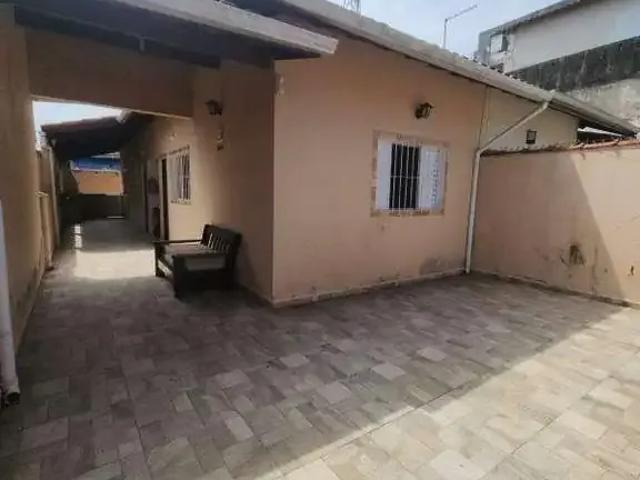 Casa / Sobrado para Venda em Itanhaém/SP Laranjeiras 2 Quartos