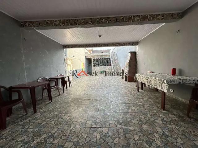 Casa / Sobrado para Venda em Itanhaém/SP Laranjeiras 2 Quartos