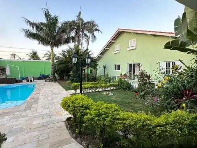 Casa / Sobrado para Venda em Itanhaém/SP Suarão 4 Quartos