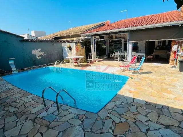 Casa / Sobrado para Venda em Itanhaém/SP Suarão 4 Quartos