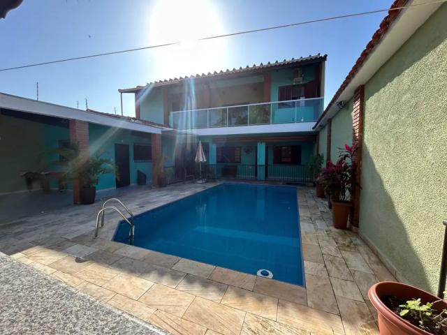 Casa / Sobrado para Venda em Itanhaém/SP Suarão 4 Quartos