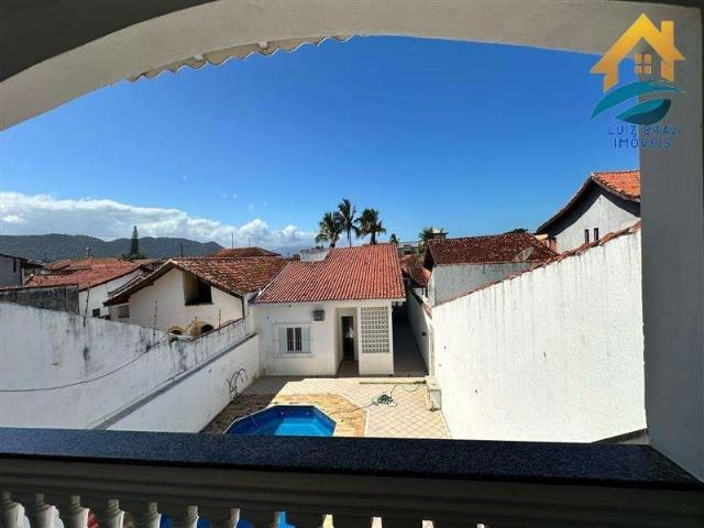 Casa / Sobrado para Venda em Itanhaém/SP Suarão 5 Quartos