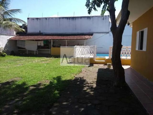Casa / Sobrado para Venda em Itanhaém/SP Suarão 6 Quartos