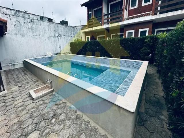 Casa / Sobrado para Venda em Itanhaém/SP Suarão 2 Quartos