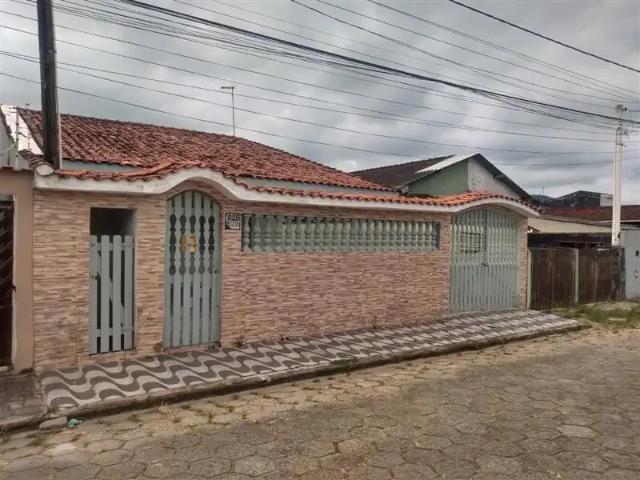 Casa / Sobrado para Venda em Itanhaém/SP Suarão 2 Quartos