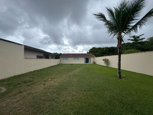 Casa / Sobrado para Venda em Itanhaém/SP Suarão 2 Quartos