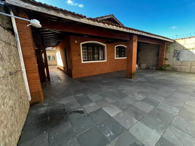 Casa / Sobrado para Venda em Itanhaém/SP Suarão 2 Quartos