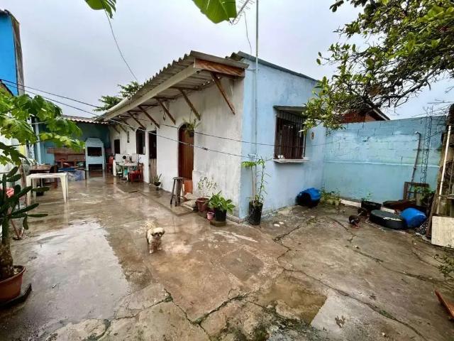 Casa / Sobrado para Venda em Itanhaém/SP Suarão 2 Quartos
