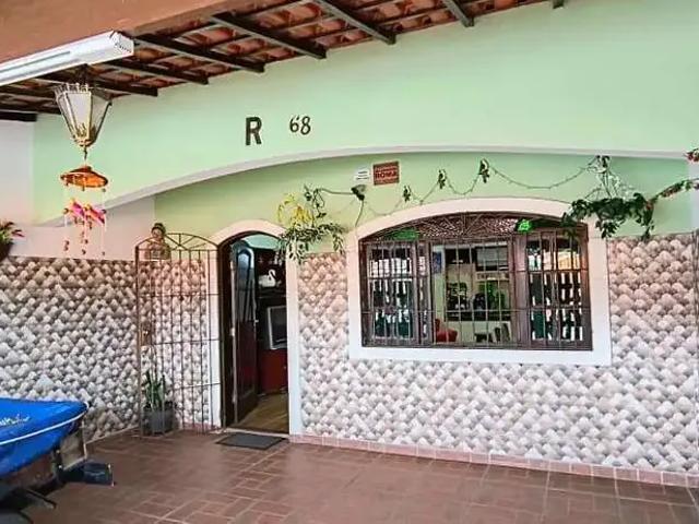 Casa / Sobrado para Venda em Itanhaém/SP Suarão 2 Quartos