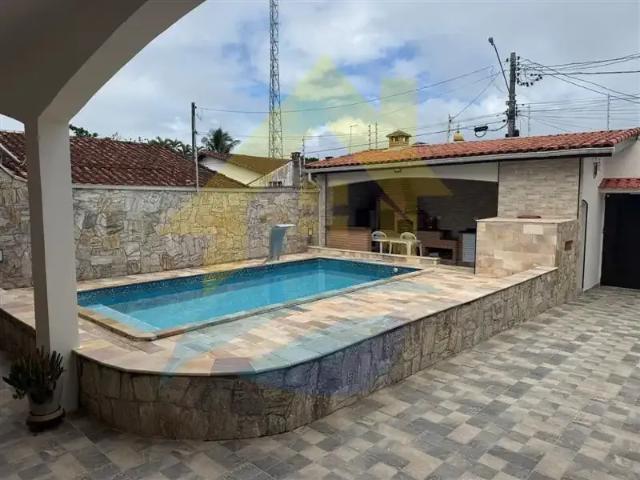 Casa / Sobrado para Venda em Itanhaém/SP Suarão 3 Quartos