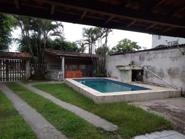 Casa / Sobrado para Venda em Itanhaém/SP Suarão 3 Quartos
