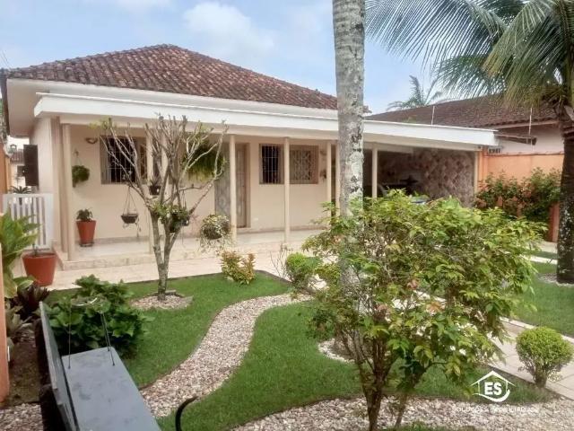 Casa / Sobrado para Venda em Itanhaém/SP Suarão 3 Quartos