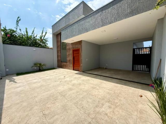 Casa / Sobrado para Venda em Itanhaém/SP Suarão 3 Quartos