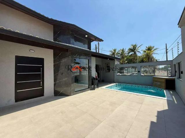 Casa / Sobrado para Venda em Itanhaém/SP Suarão 3 Quartos