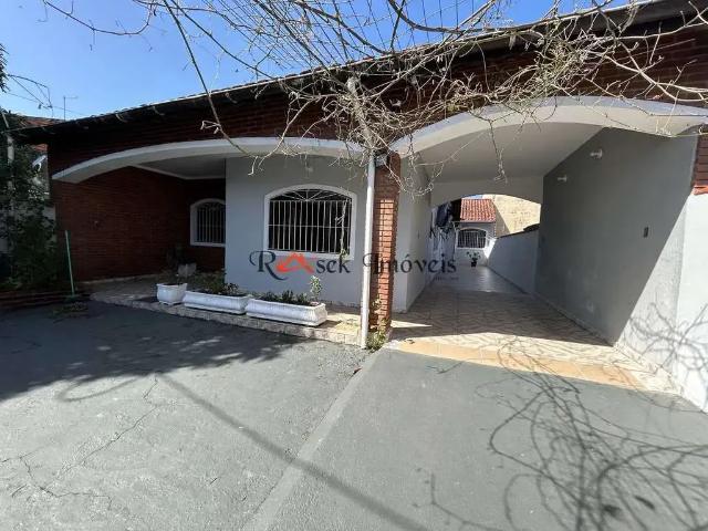 Casa / Sobrado para Venda em Itanhaém/SP Suarão 3 Quartos