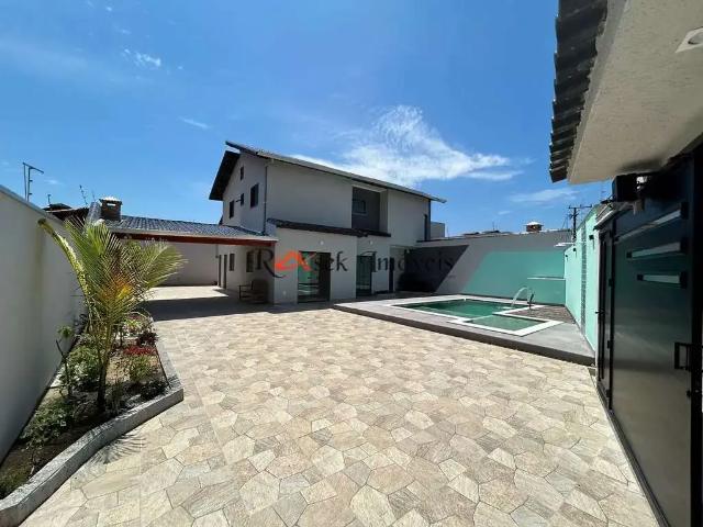 Casa / Sobrado para Venda em Itanhaém/SP Suarão 3 Quartos
