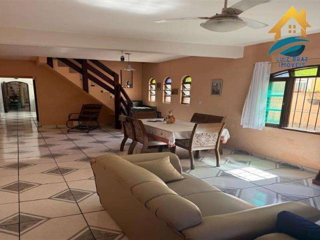 Casa / Sobrado para Venda em Itanhaém/SP Suarão 3 Quartos