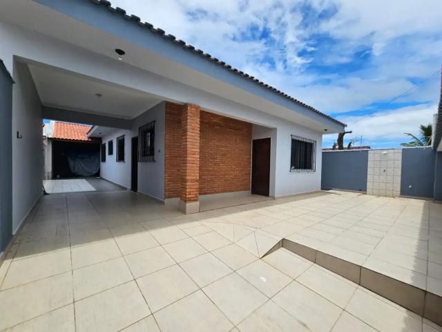 Casa / Sobrado para Venda em Itanhaém/SP Suarão 3 Quartos