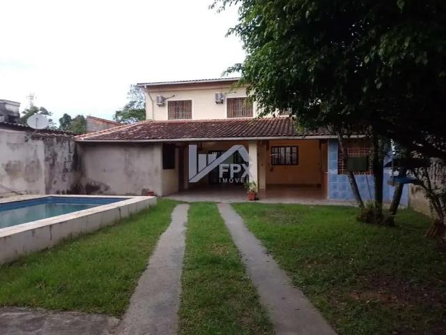 Casa / Sobrado para Venda em Itanhaém/SP Suarão 3 Quartos