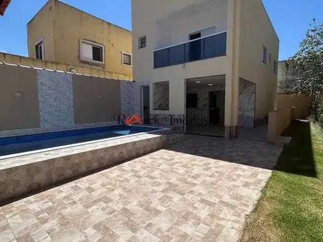 Casa / Sobrado para Venda em Itanhaém/SP Suarão 3 Quartos