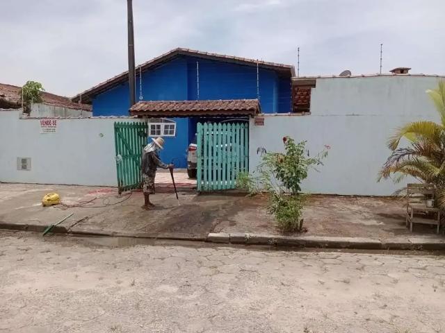 Casa / Sobrado para Venda em Itanhaém/SP Suarão 3 Quartos