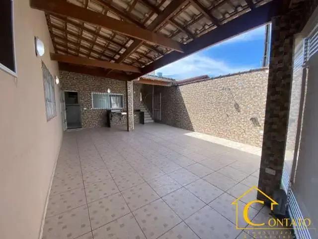 Casa / Sobrado para Venda em Itanhaém/SP Suarão 3 Quartos