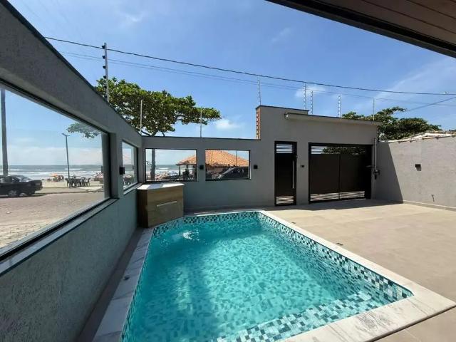Casa / Sobrado para Venda em Itanhaém/SP Suarão 3 Quartos