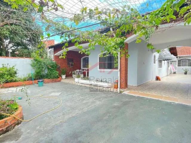 Casa / Sobrado para Venda em Itanhaém/SP Suarão 3 Quartos
