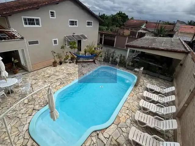 Casa / Sobrado para Venda em Itanhaém/SP São Fernando 6 Quartos