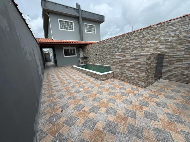 Casa / Sobrado para Venda em Itanhaém/SP Santa Júlia 2 Quartos