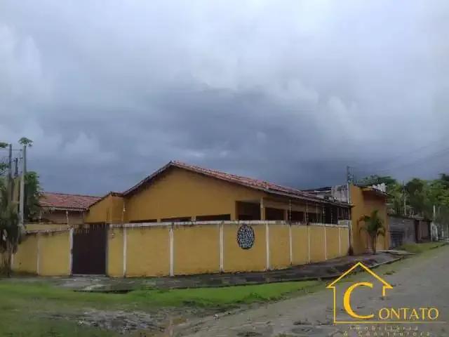 Casa / Sobrado para Venda em Itanhaém/SP Santa Júlia 3 Quartos