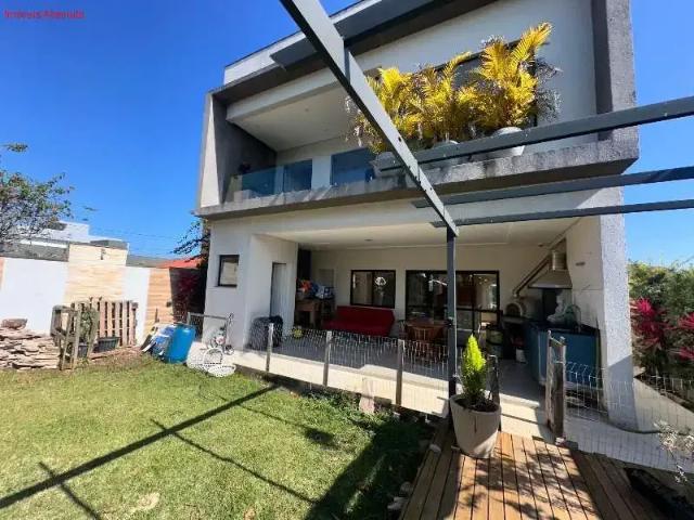 Casa / Sobrado para Venda em Itanhaém/SP Santa Júlia 3 Quartos