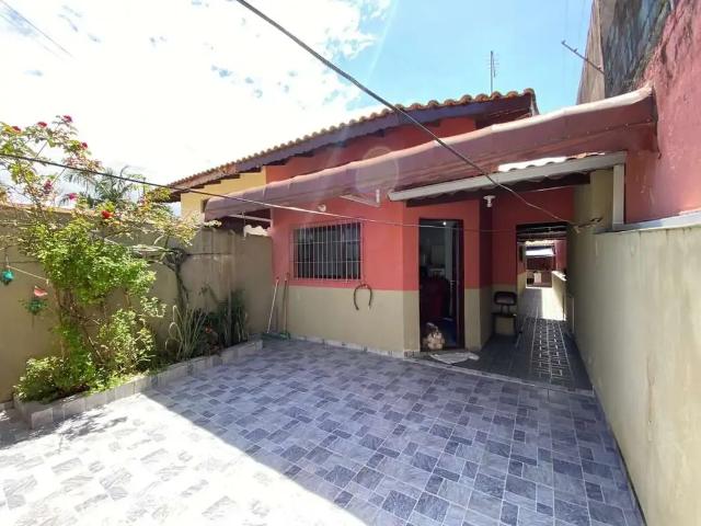 Casa / Sobrado para Venda em Itanhaém/SP Savoy 3 Quartos